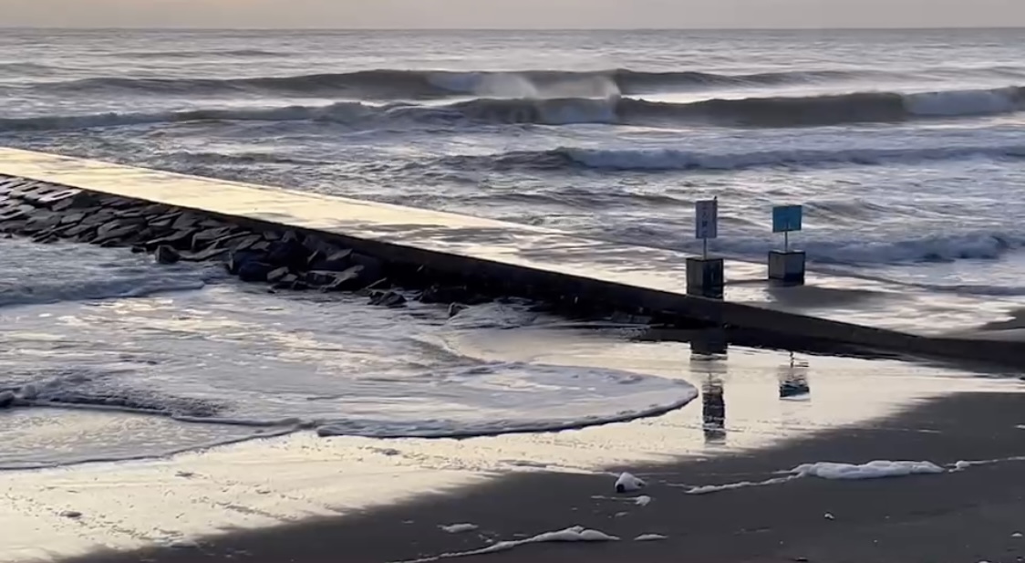 10月27日(木) 九十九里 一松海岸 波情報 | 波情報 | 最新情報 | 15年連続受講生数 千葉県No.1 サーフィンスクール ...